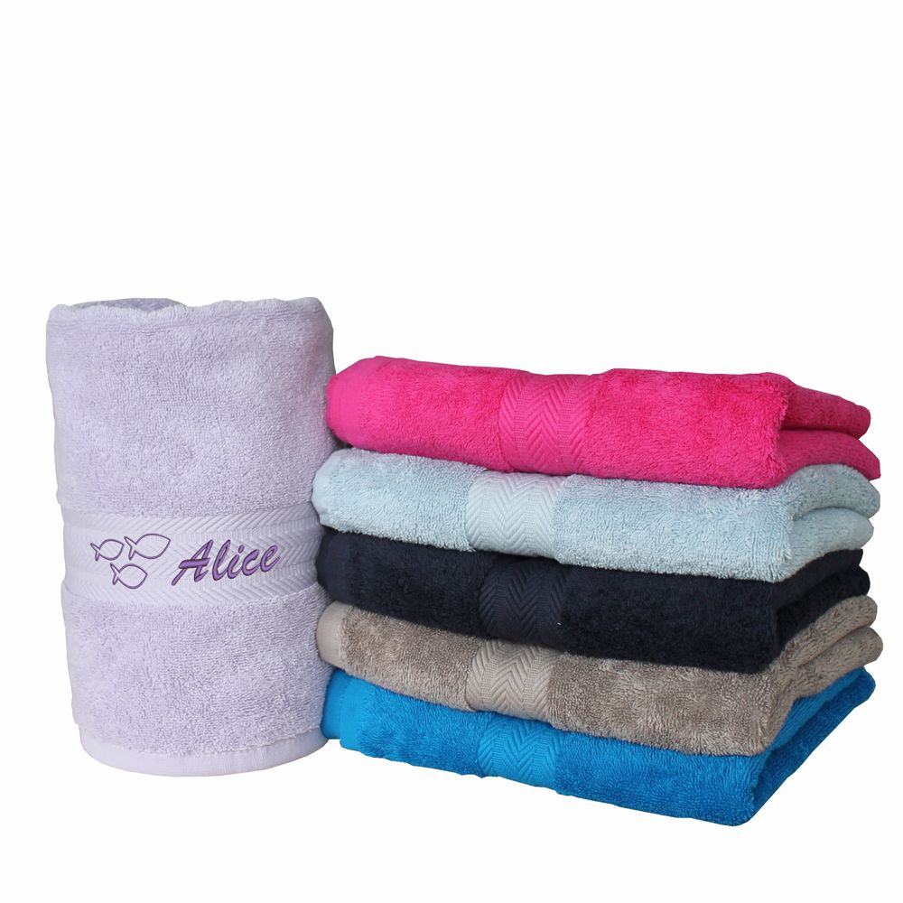 Joli-Cadeau - idée cadeau naissance : Serviette brodée Joli-Cadeau - idée cadeau naissance : Serviette brodée